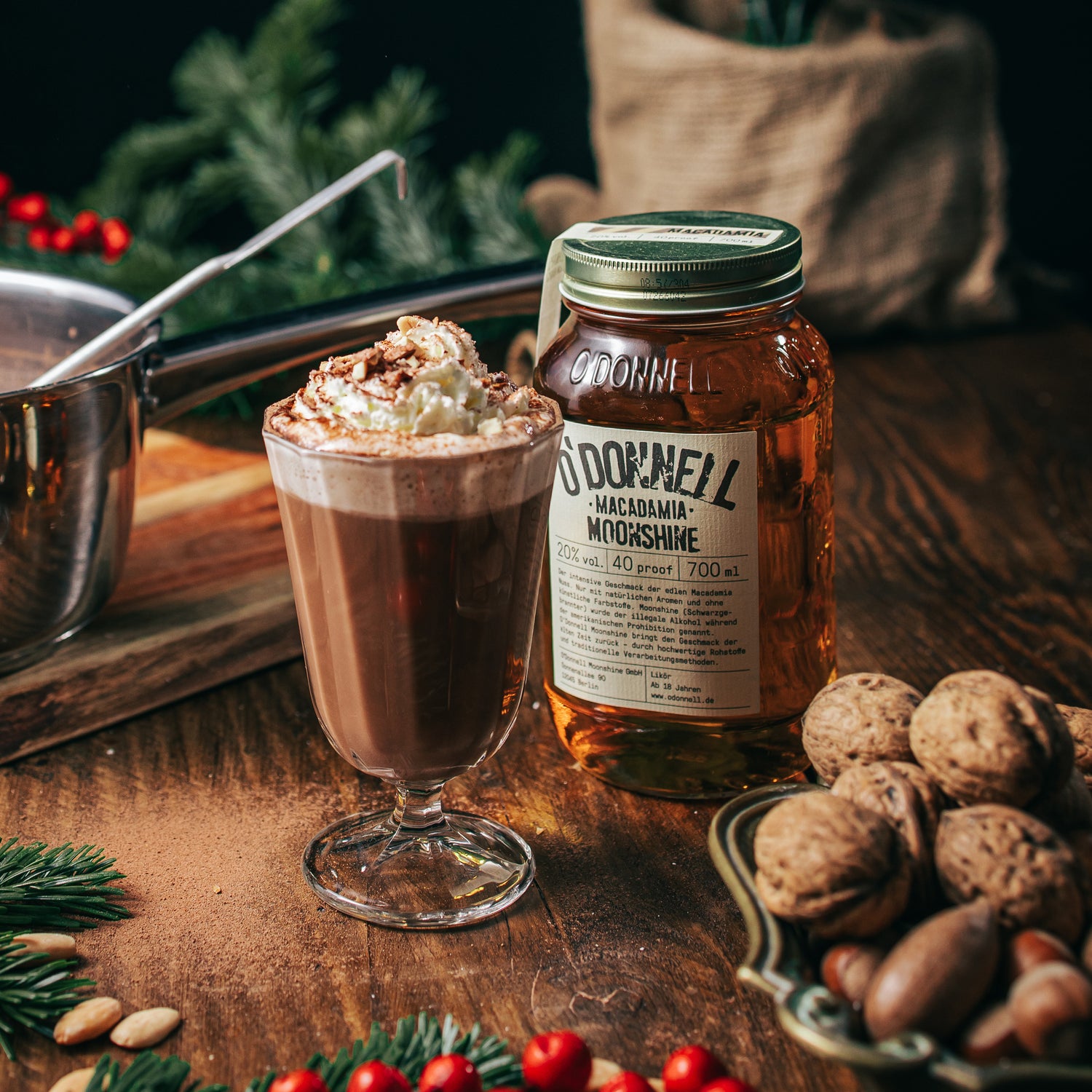 Moonshine Winter Warmers: Christmas Cocktails and Boozy Hot Drinks – O ...